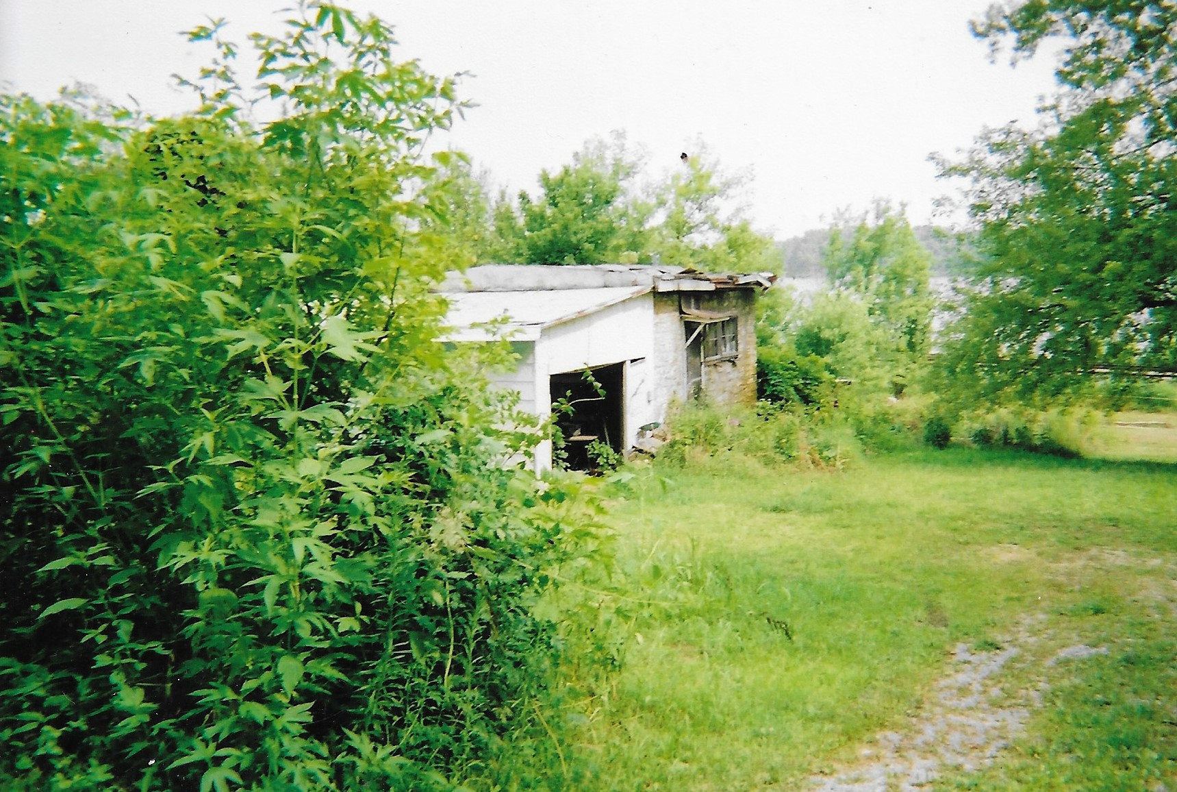 Iron Shackles & Old Rock Houses on the Mississippi River – Lost River ...