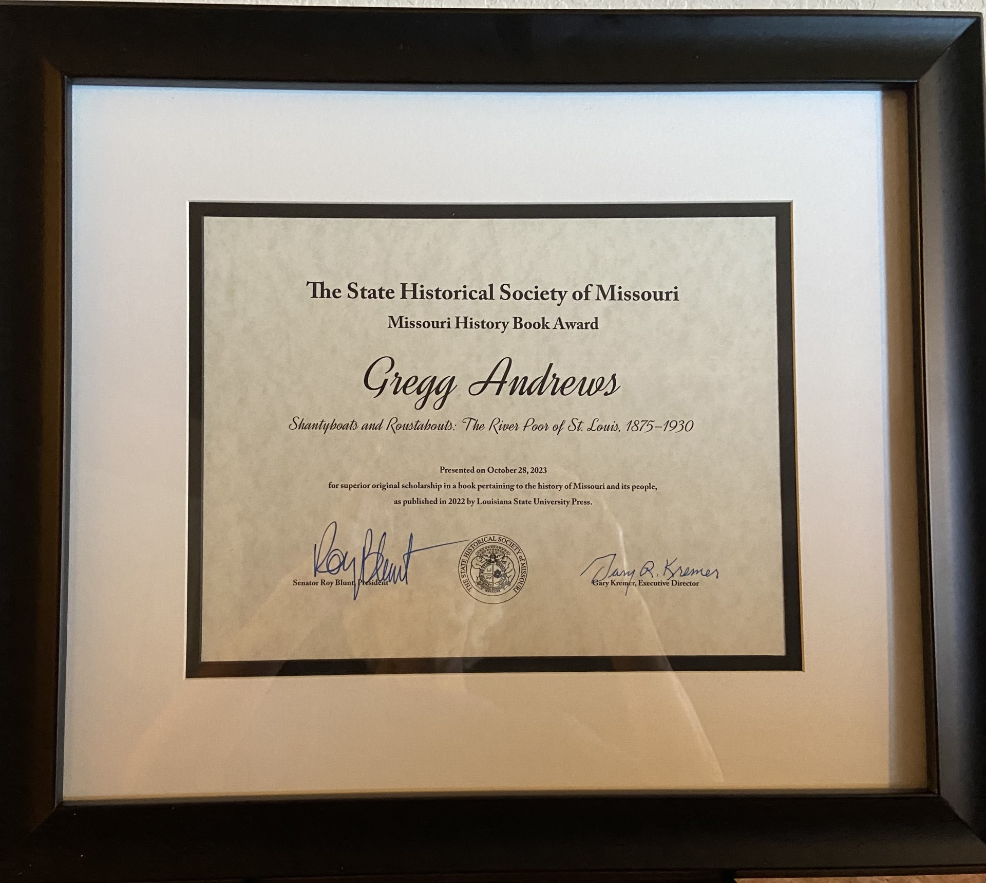 Lost River Stories – Invisibles of the Mississippi Valley.